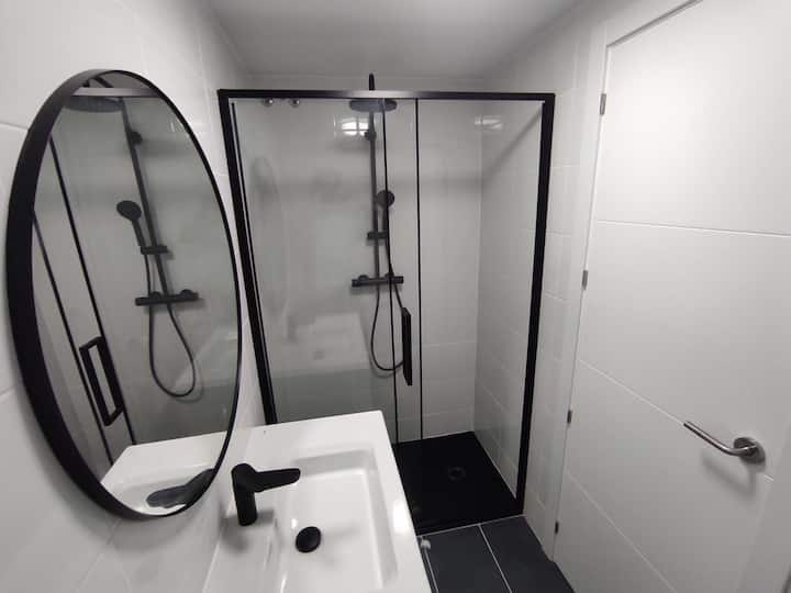 Piso Recién Reformado En Ferrol - Fene