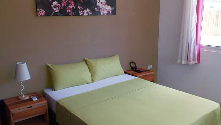 Spacious Room With A/c, Very Quiet - Panglao