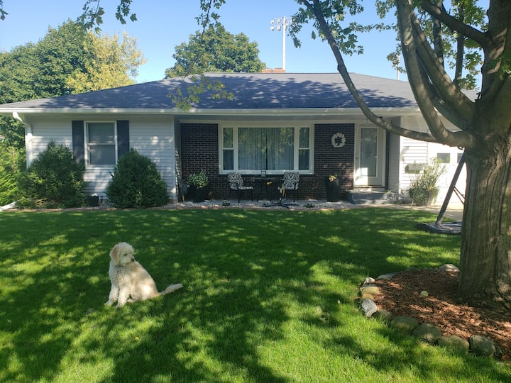 Beautiful Home In Ripon For Eaa - Spirit Lake, Brandon