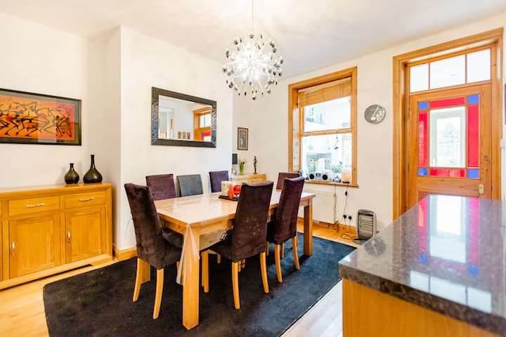 A Eu King Size(5'3" X 6'6")ensuite Room In Llkley. - Ilkley