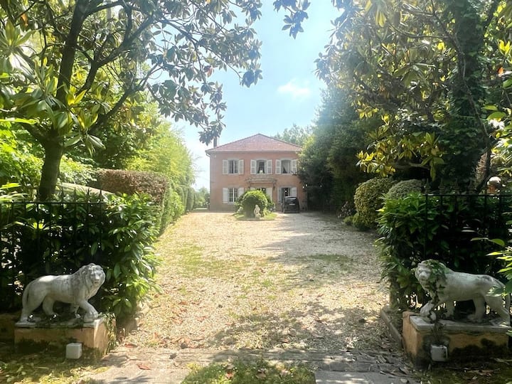 Maison De Famille Bayonne Avec Piscine Et Jacuzzi - Bayonne