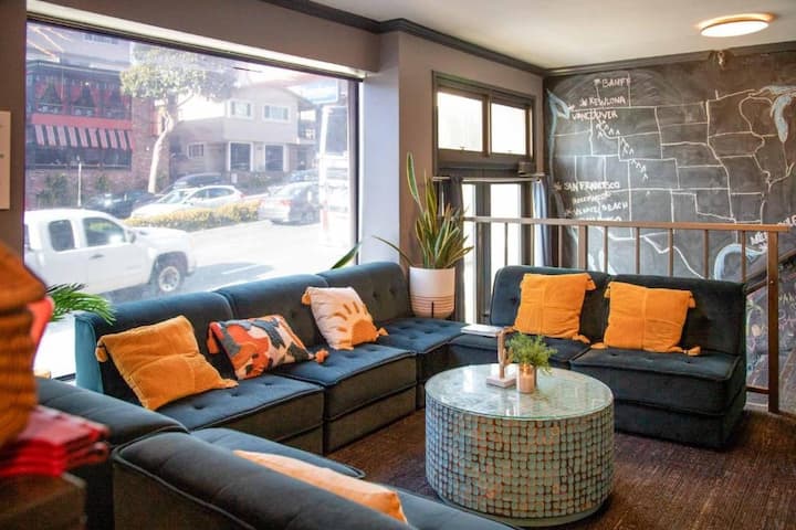 Bunk In Ensuite 4-bed Female Dorm - San Francisco, CA