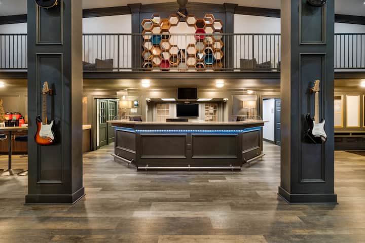 Leisure Vacation Spot - Nashville, TN