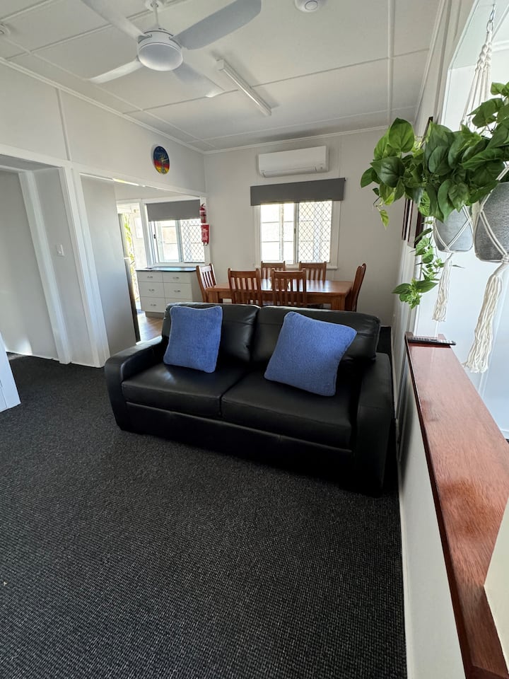 2 Bedroom Premium Self-serviced Apartment - Townsville