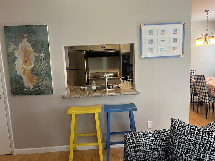 225ramona 1bdm/1bth Crprt/lndry - Menlo Park, CA