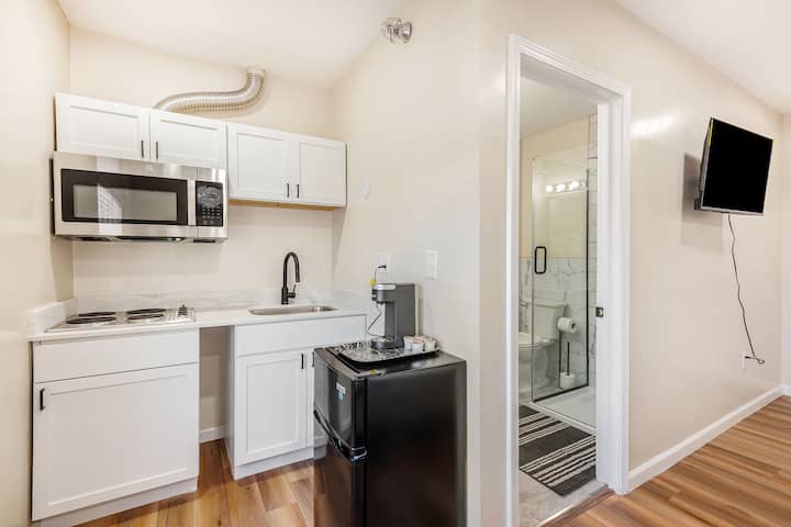 Cozy Boutique 1 Bd Apartment - Hamtramck, MI