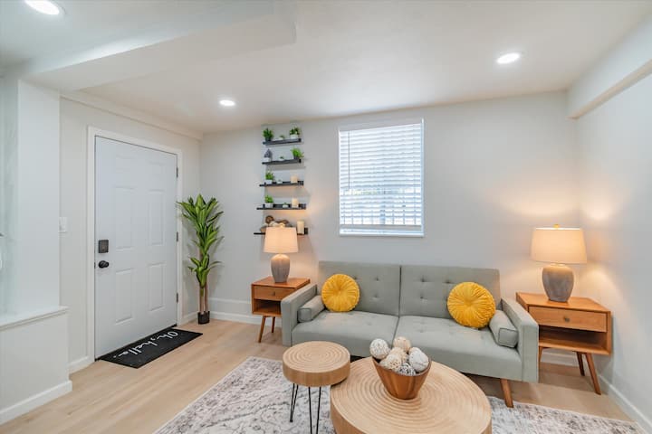Newly Remodeled, 3 Min To Bart & 10 Min To Sfo - San Bruno, CA