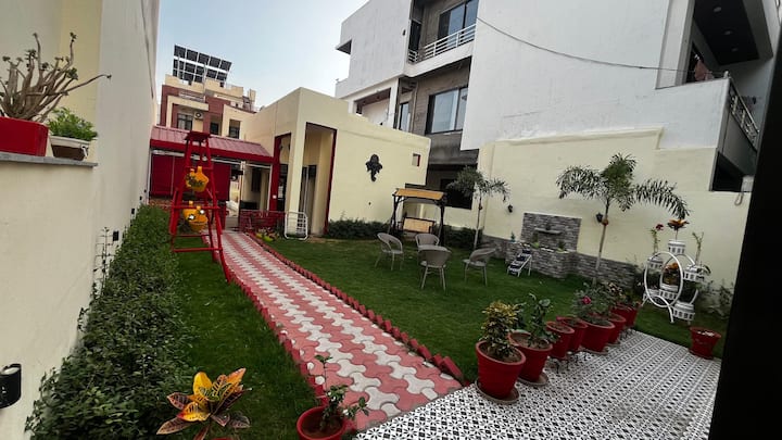 Cozy Private Villa - Jaipur