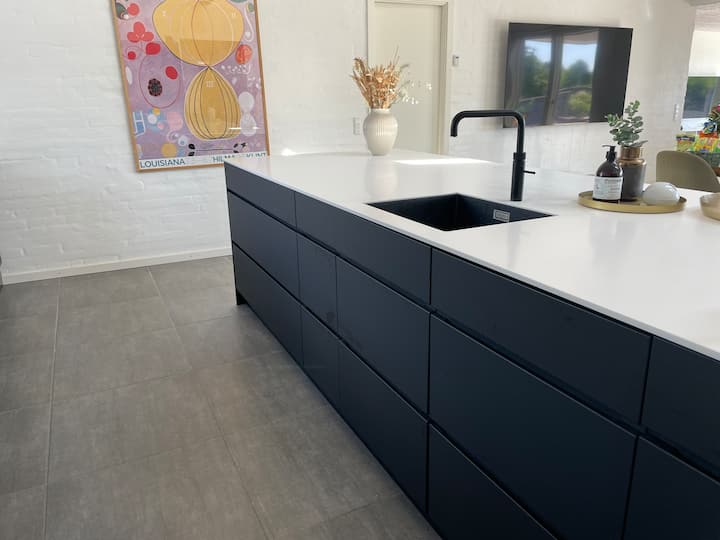 Ny Renoveret Familie Villa - Kolding