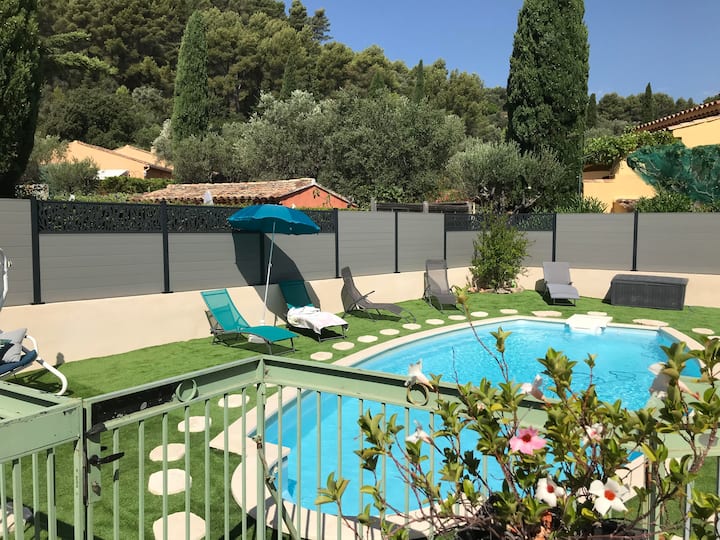 La Provence Bleue - Cuers