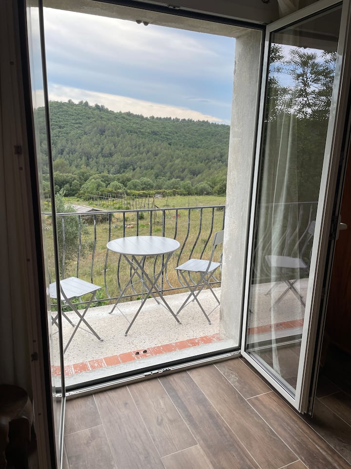 Chambre Mollie Dans Coloc 3 Chambres - Biot