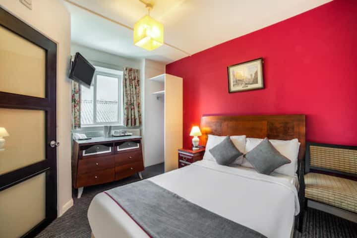 The Strand Hotel Standard Double Room - Pevensey