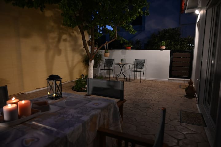 Evita's Guesthouse - Milos