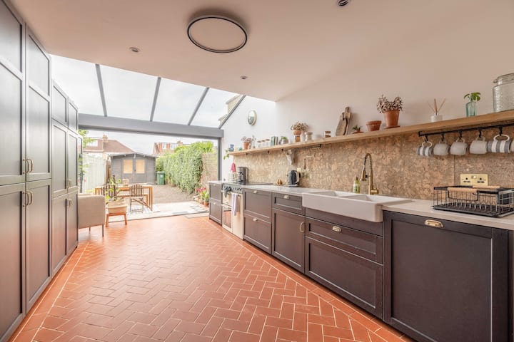 Cosy 2-bed Cottage, Close To Windsor And Legoland - Maidenhead