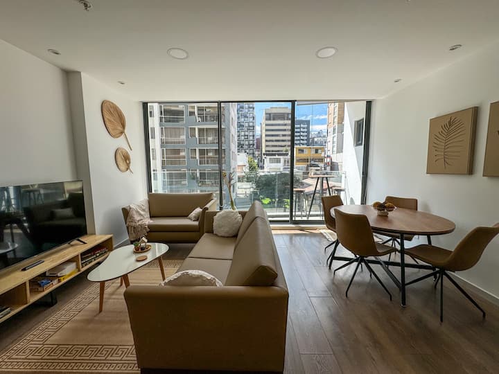 Elegante Apartamento Piscina, Gym - Quito