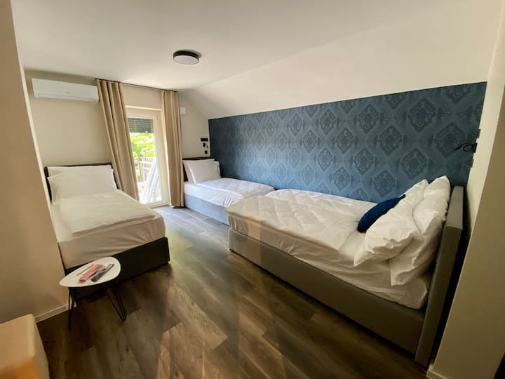 Boutique Hotel Zbilje - Family Room-12 - Kranj