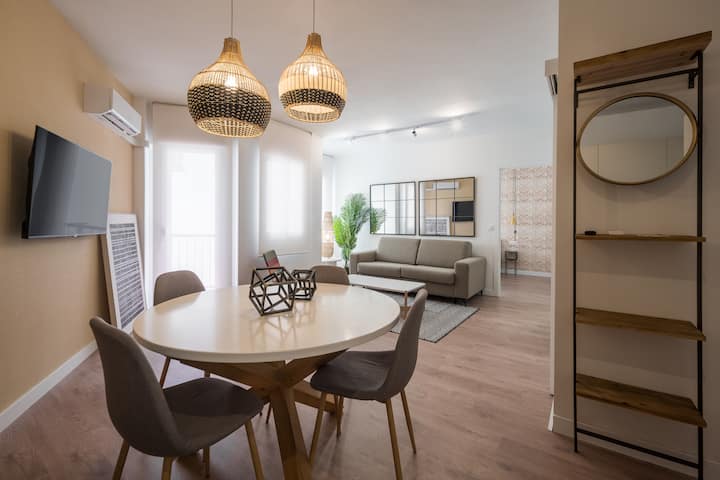 Nuevo Apt. Con Parking Gratis - Seville, Spain