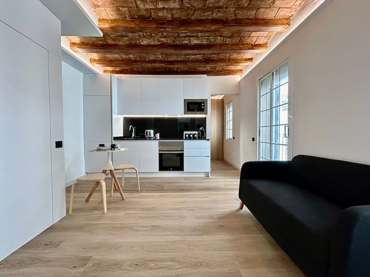 Gabi's Beach Apartment - Barcelona