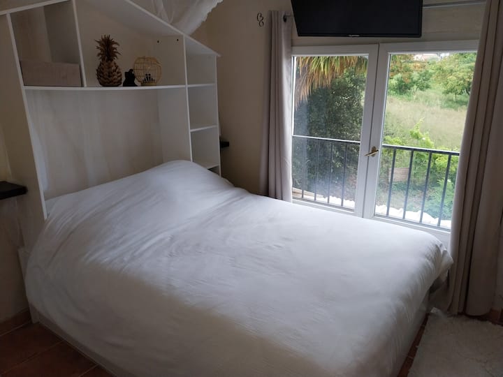 Chambre Avec Entrée Indépendante - コルス