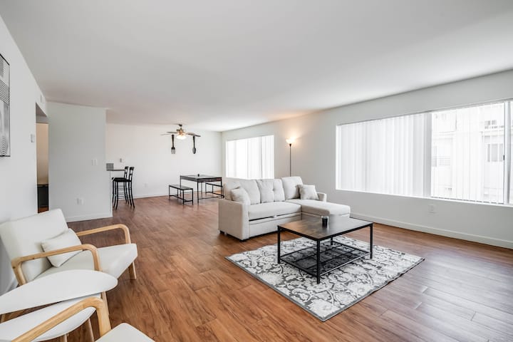 Spacious 1-bdr Apt Premier Street In Sherman Oaks - Los Angeles, CA