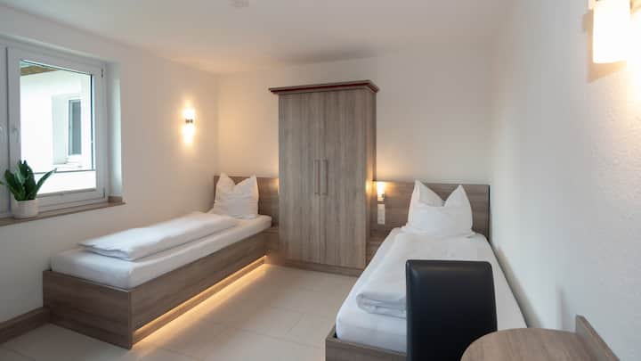 Hotel Erstay Zweibettzimmer - Dorsten