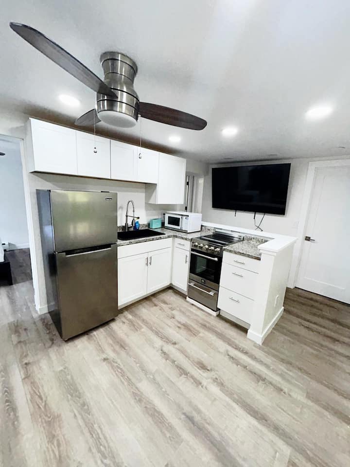 Pikes Peak 2 Bedroom On Creek - Green Mountain Falls, CO
