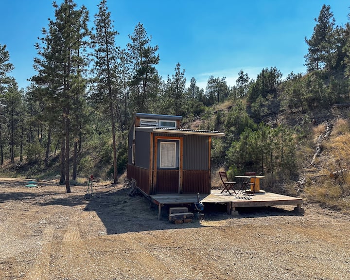 The Causeway Tiny House - Black Sandy State Park, Helena