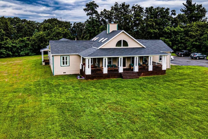 Mountaintopview 9br Villa - Cunningham Falls State Park, Thurmont
