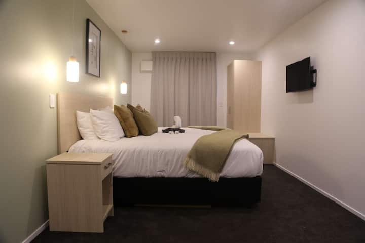 Superior Accommodation Unit - Ōhau