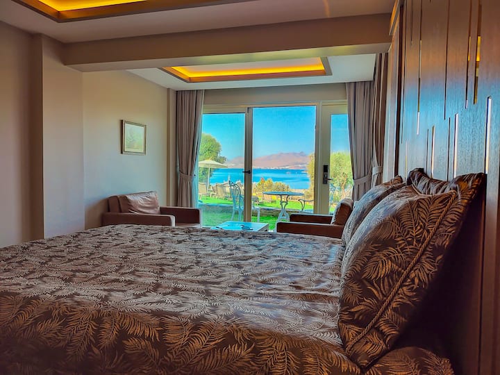 Deniz Manzaralı Bahçeli Superior - Bodrum