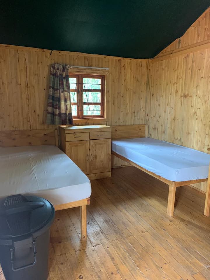 Cosy Camping Hut 11 - Buffelspoort