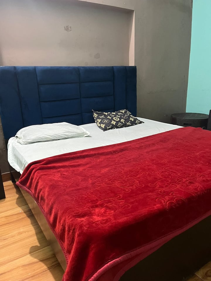 Hotel Aryavart Standard Room | By Grb - Meerut