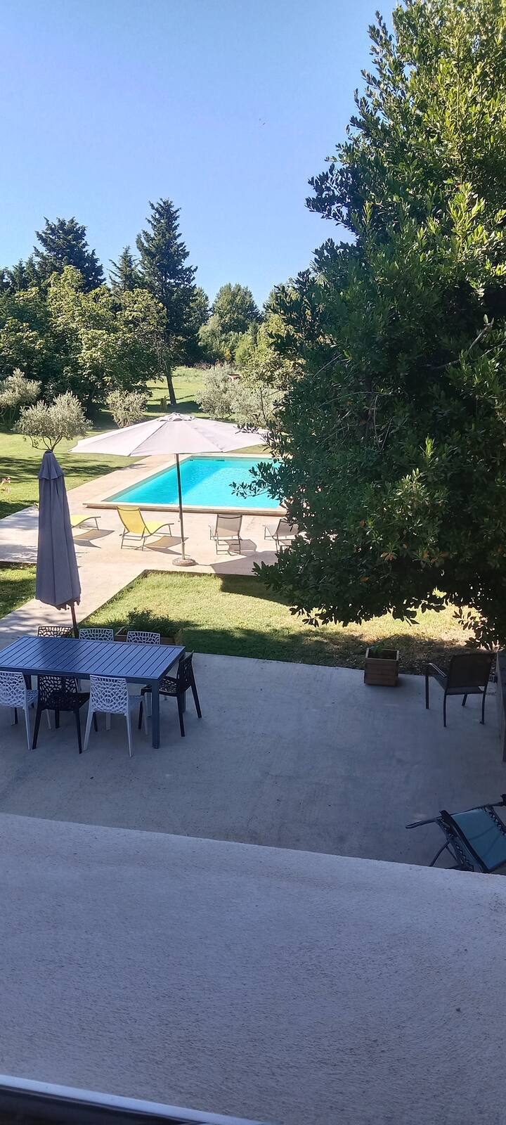 Mas En Campagne Avec Piscine - Carpentras