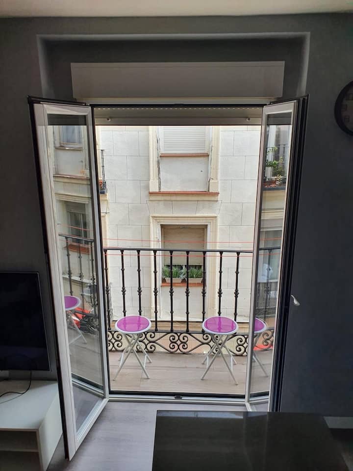Airbnb En El Corazón Del Centro De Madrid - Madrid