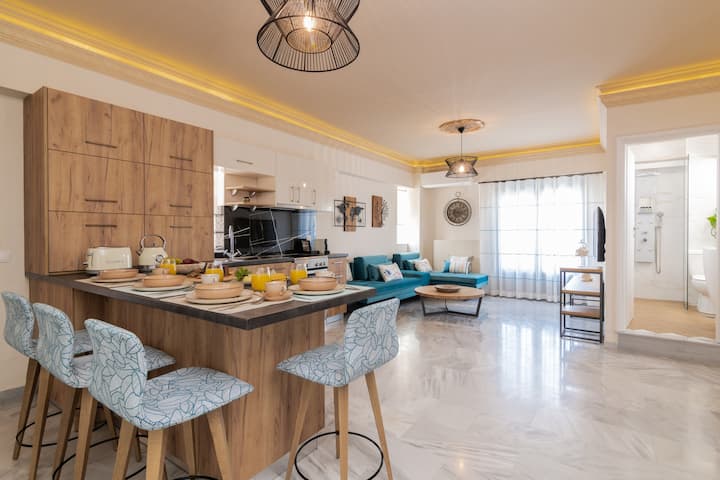 Exanimo Luxury Apt 7 - 자퀸토스