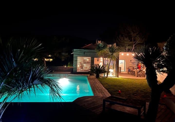 Villa La Madone. Piscine, Terrain Boule, Parking. - Marseille