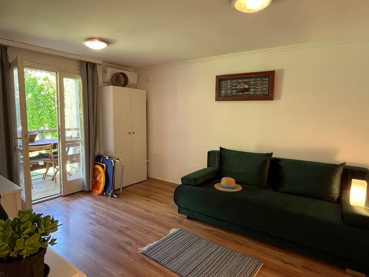 Rózsakő Apartman - Balatonkenese