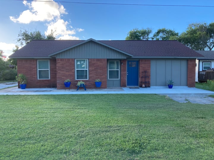 Topwater Bay House - Port O'Connor, TX