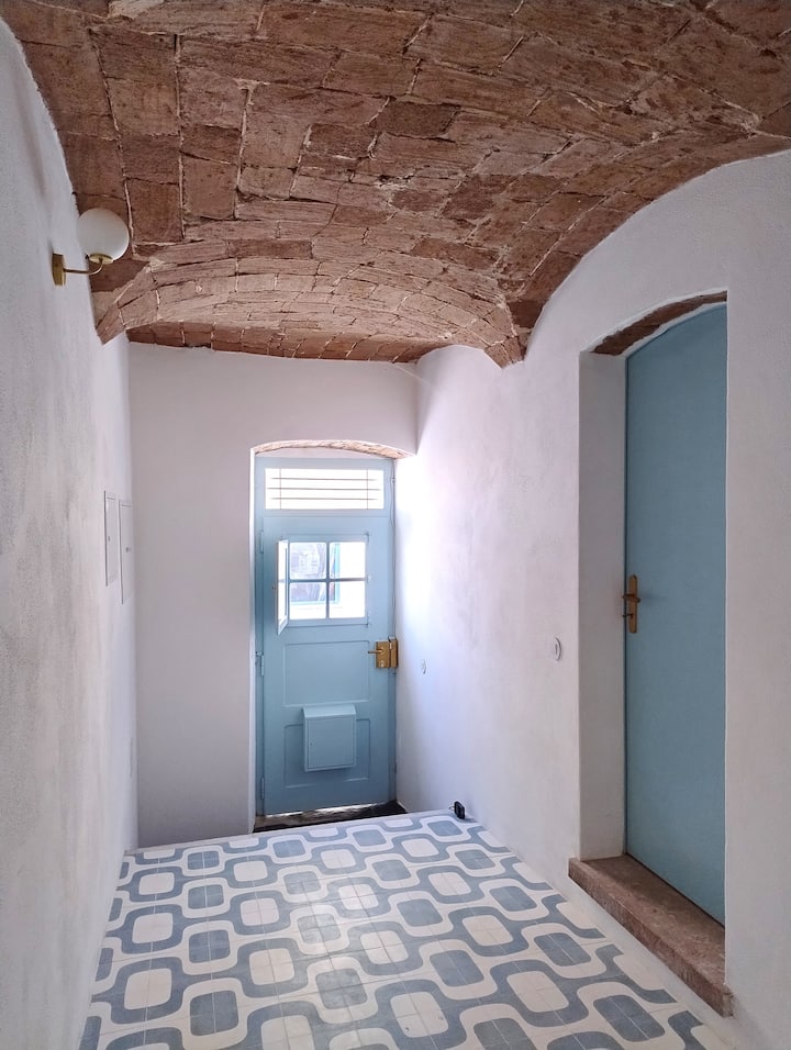 Casa Das Abobadilhas, Estúdio, Rua Do Relógio - Casa Branca