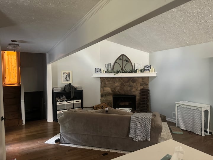 Rustic Chic Getaway: Updated Lodge Home - Athens, GA