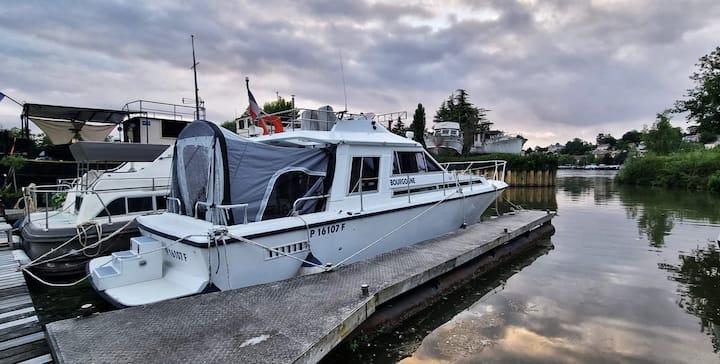 Cosy Boat In Secured Gated Port - Cergy