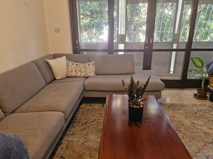 דירה ירושלמית מרווחת - Jerusalem