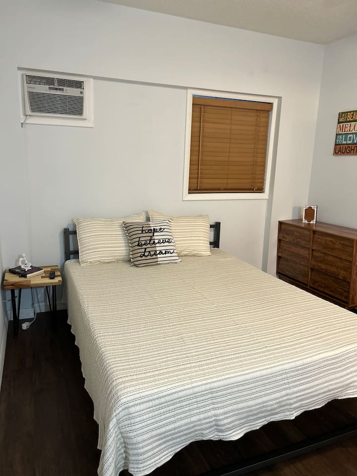 Cozy Private Room For Rent - DeLand, FL
