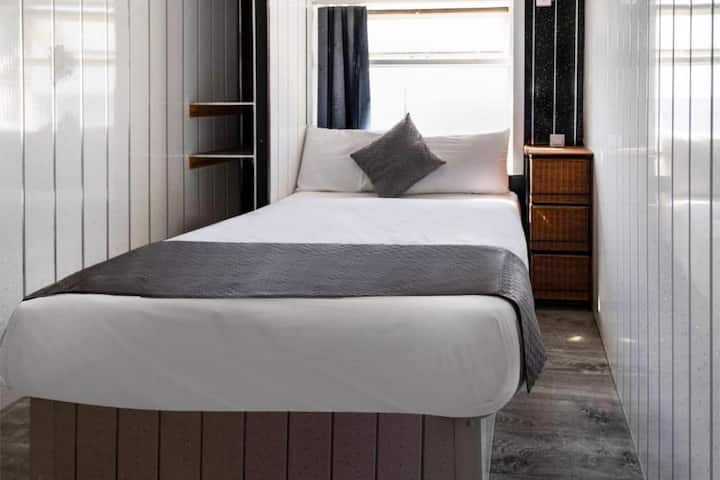 Harlands Hotel Standard Double Room - Poulton-le-Fylde
