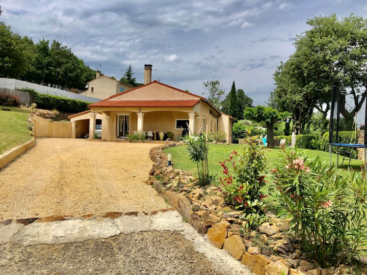 Maison (Vue, Nature, Piscine) - Valence