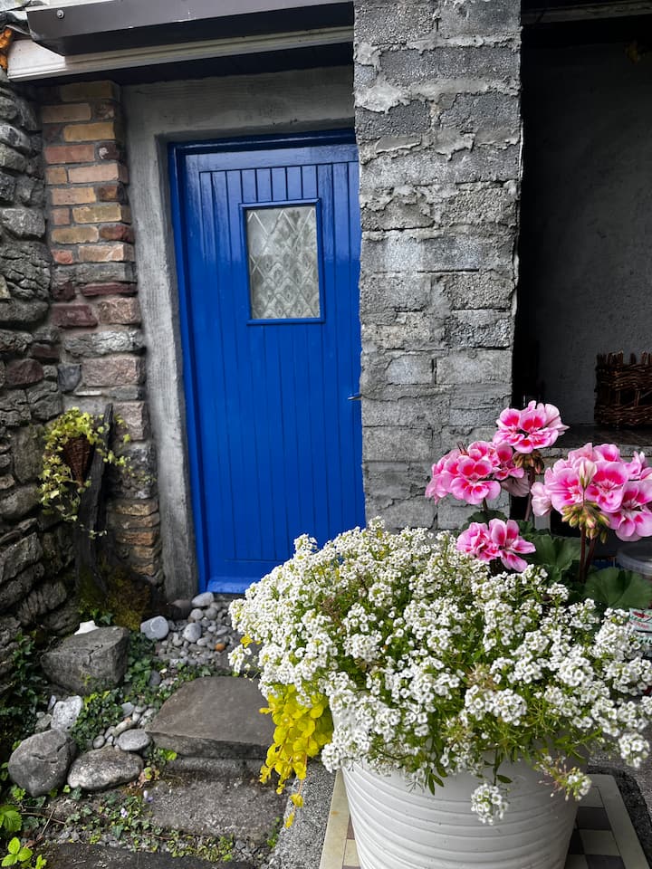 The Herbalist's Cottage - Clare County