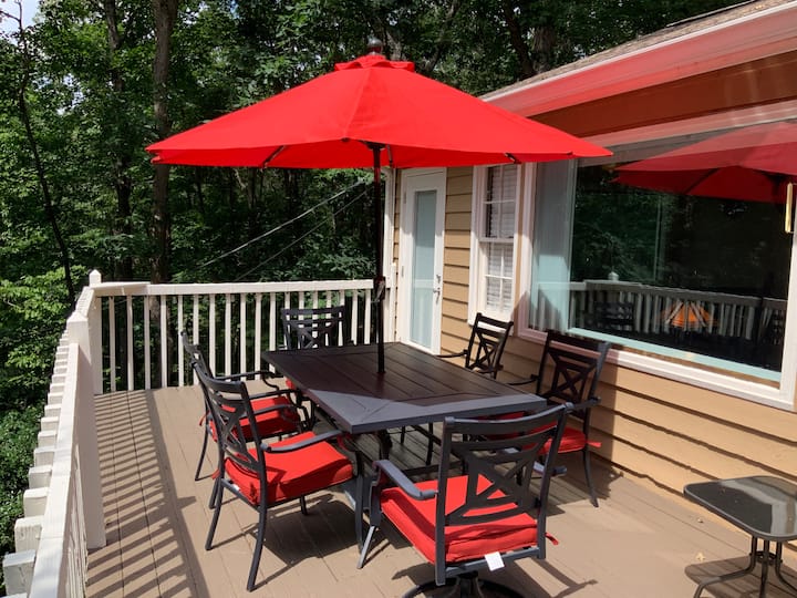 Hidden Hideaway - Ellijay, GA