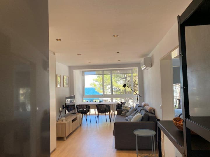 Apartamento Céntrico 150 M Playa - La Escala