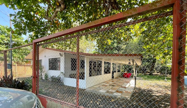 Casa Familiar Jaco - Costa Rica