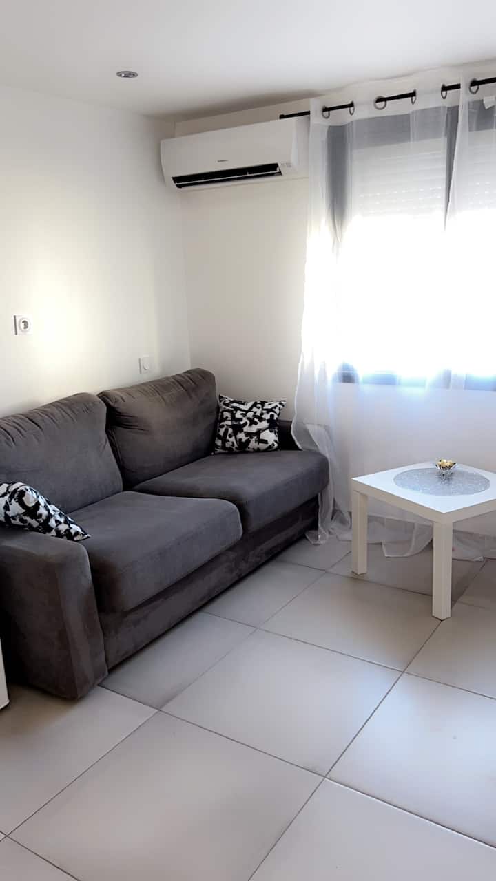 Charmant Studio Fonctionnel - Béziers